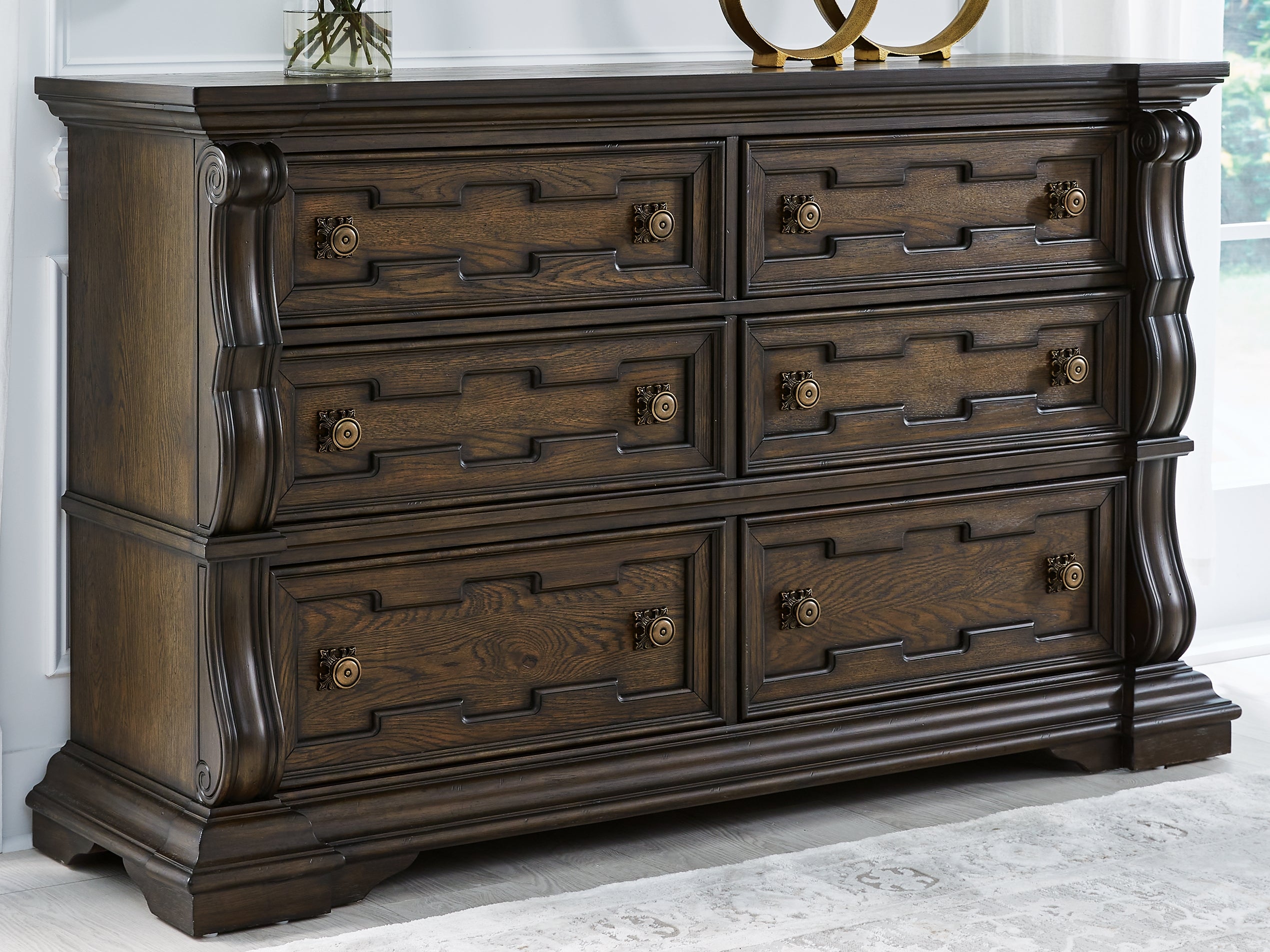 Maylee Bedroom – Sam's Furniture