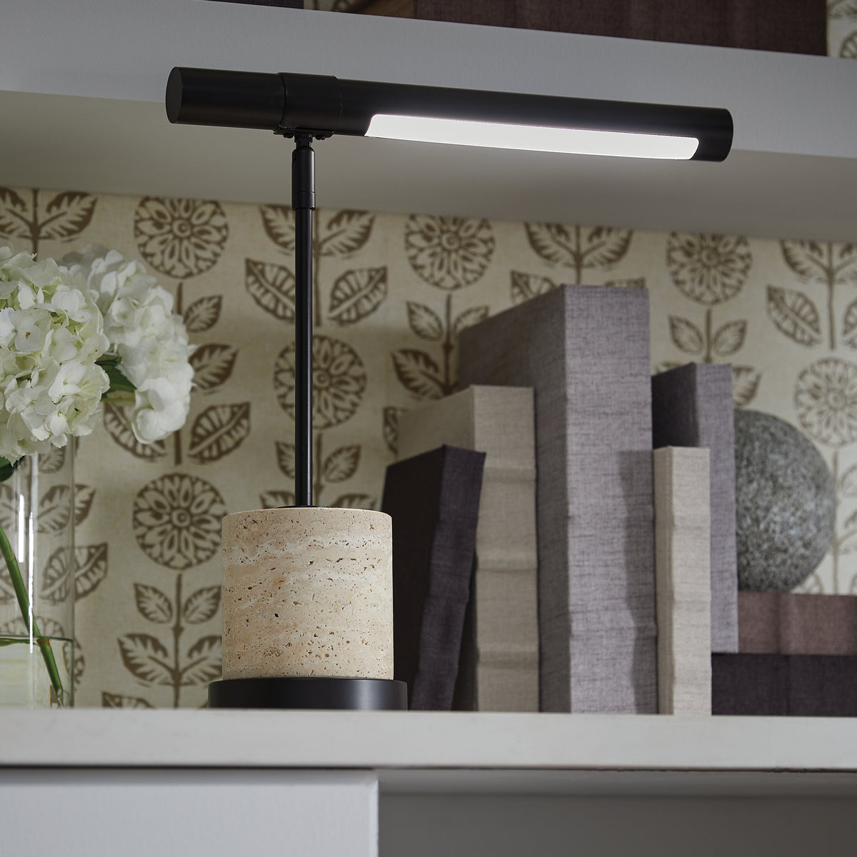 Sam's Furniture - Ashley Furniture - Vinmour Lighting